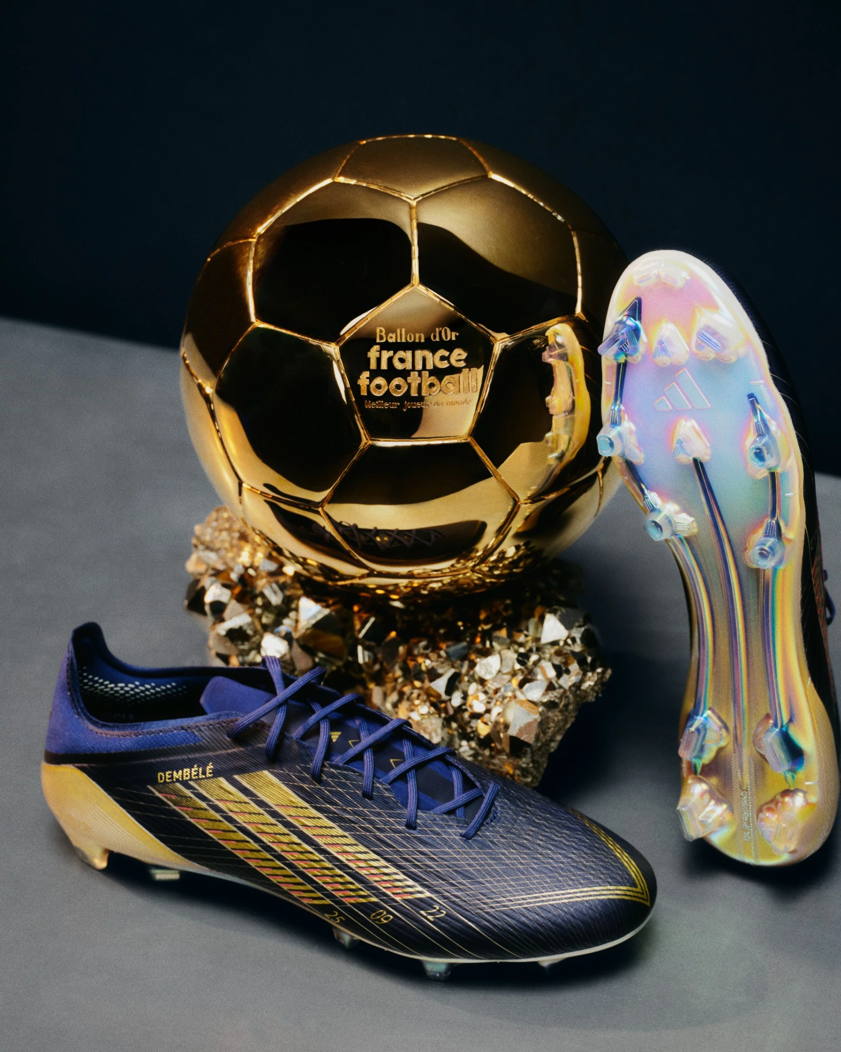 Une paire de F50 unique pour célébrer le Ballon d'Or de Dembélé
