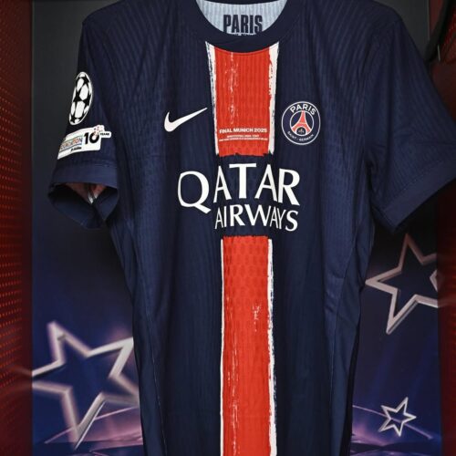 Maillot PSG : la Tour Eiffel inspire le nouveau maillot 2025-2026