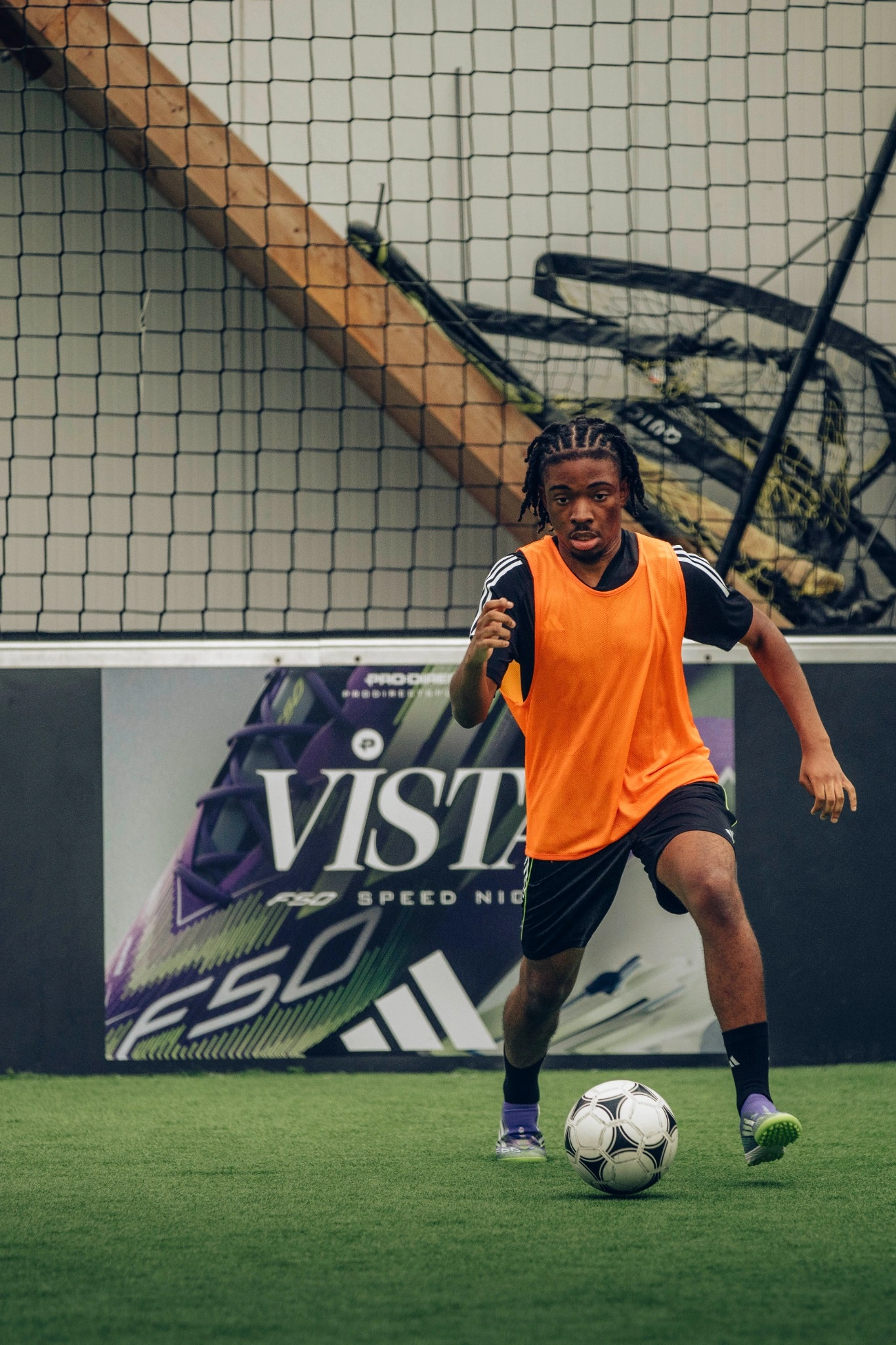 Vista : Pro:Direct Soccer, adidas et footpack lancent un magazine