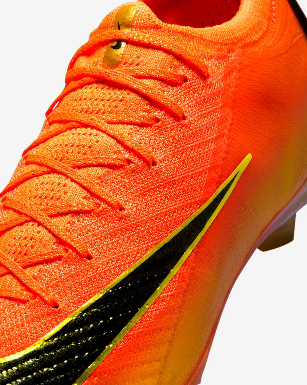 Une Nike Mercurial Vapor "Déjà Vu" pour honorer la couleur orange