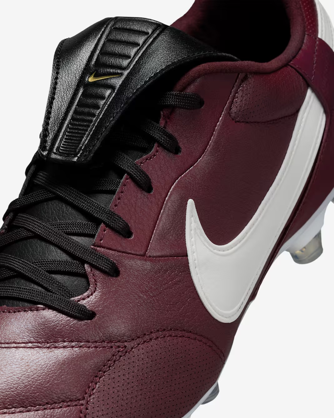 Une Nike Premier 3 aux airs de Tiempo Pirlo