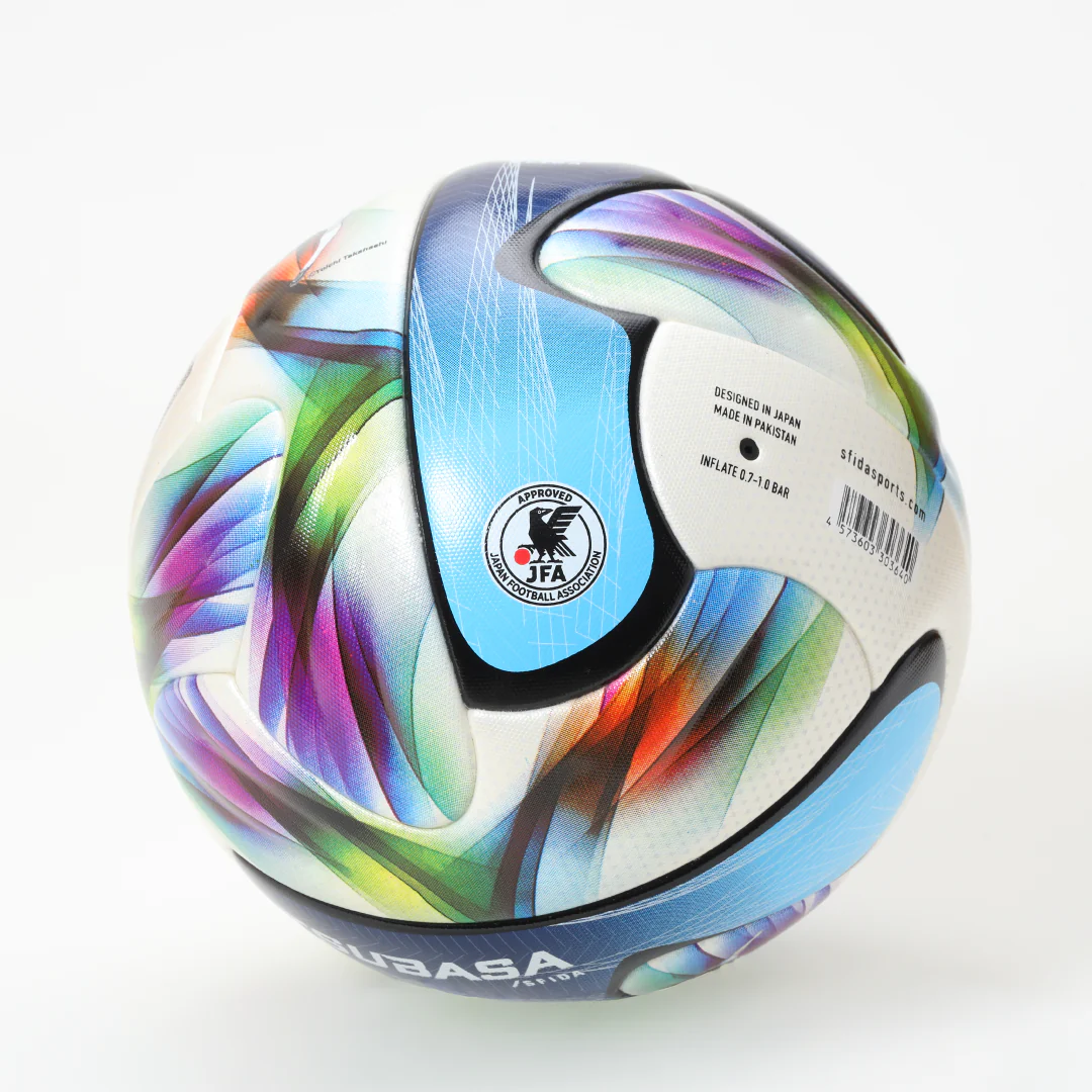 Olive et Tom s'invitent sur le ballon de la J-League
